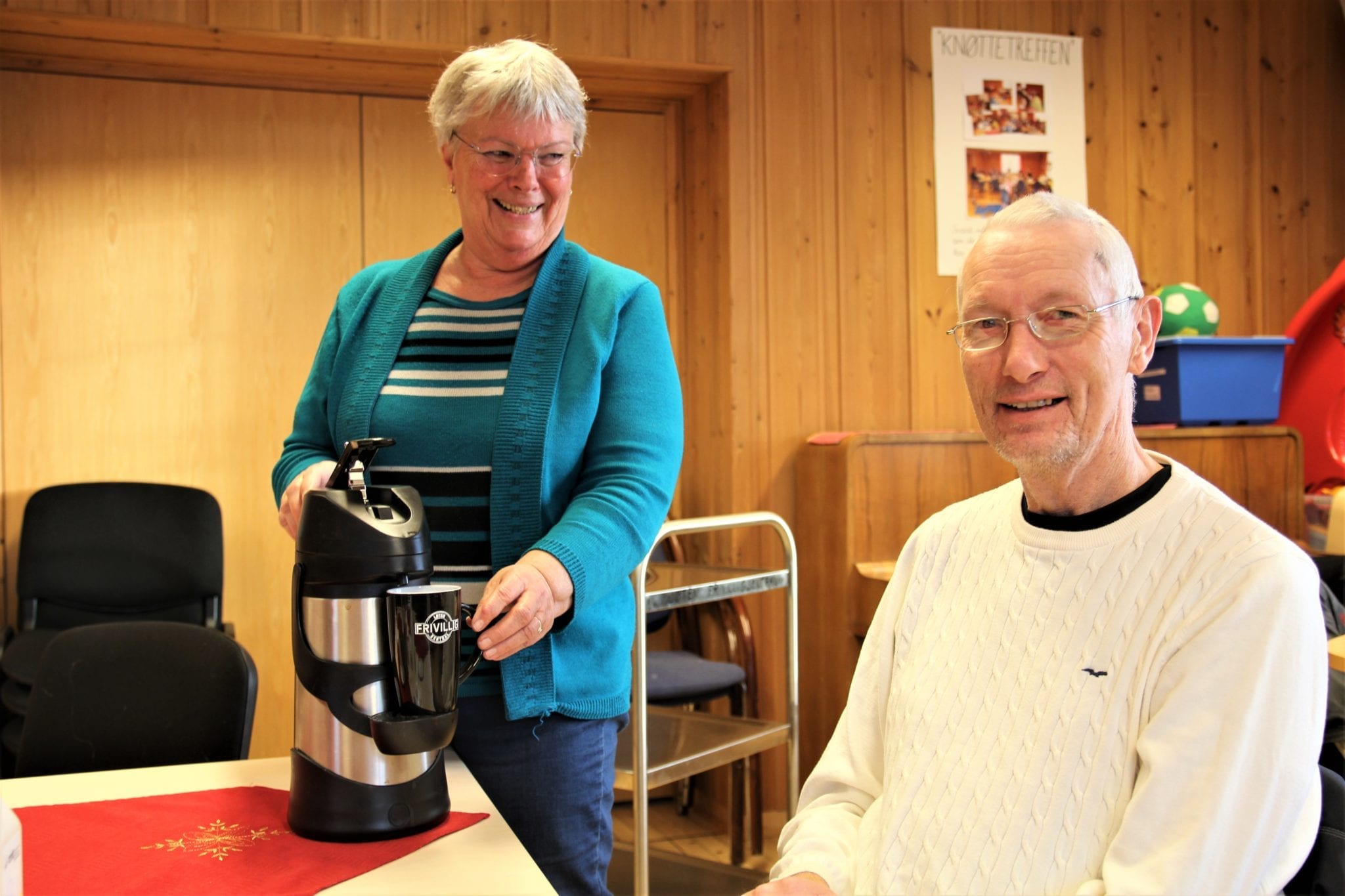 Torild på frivilligsentralen gir seg etter 14 år: - Du blir glad i folk ...
